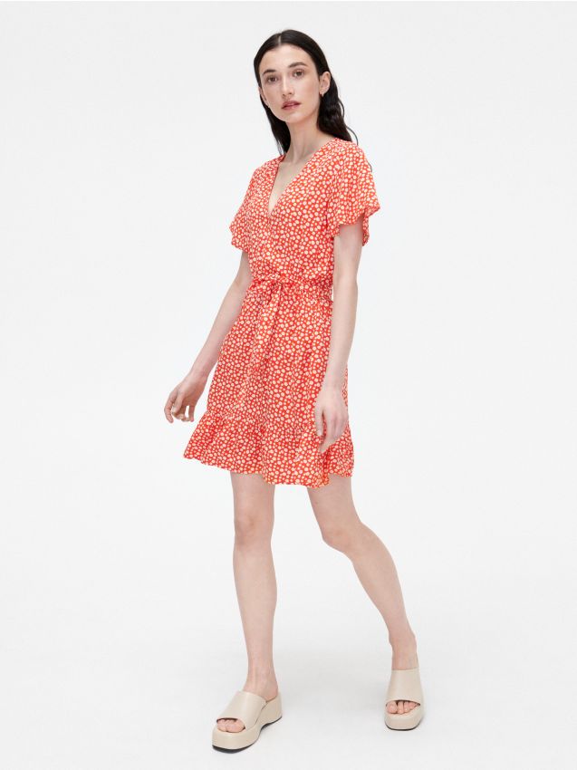 Sukienki wyprzedaż do -70% online | Cropp