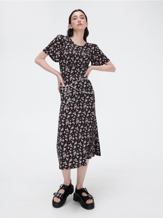 Sukienki młodzieżowe damskie | Cropp