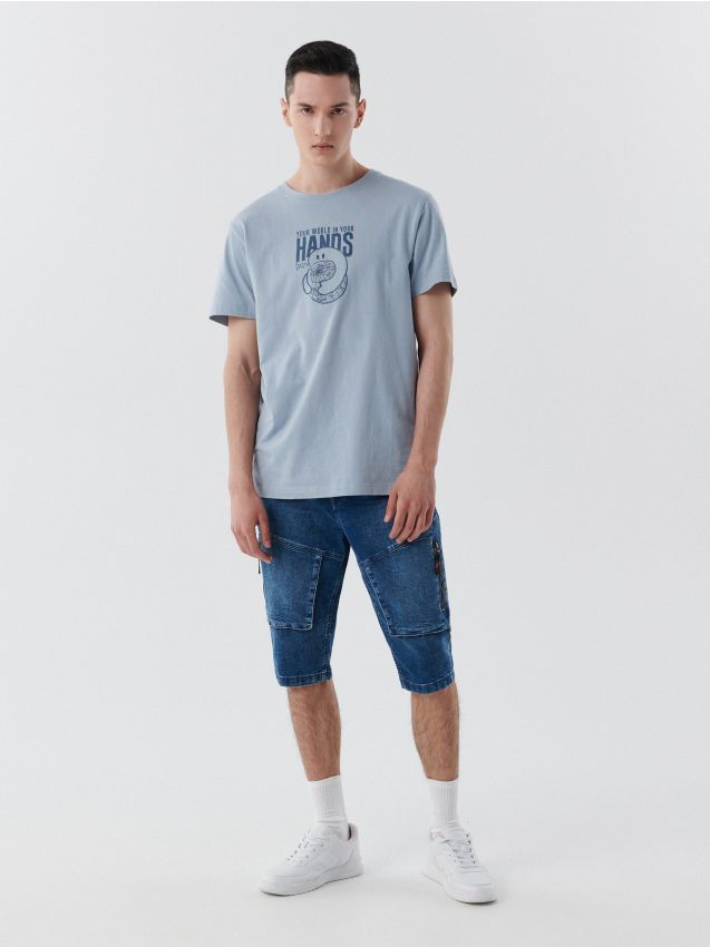 Kollektionen für Damen und Herren bei Cropp - Entdecke die neusten ...