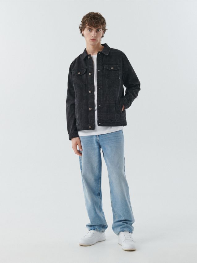 Kollektionen für Damen und Herren bei Cropp - Entdecke die neusten ...