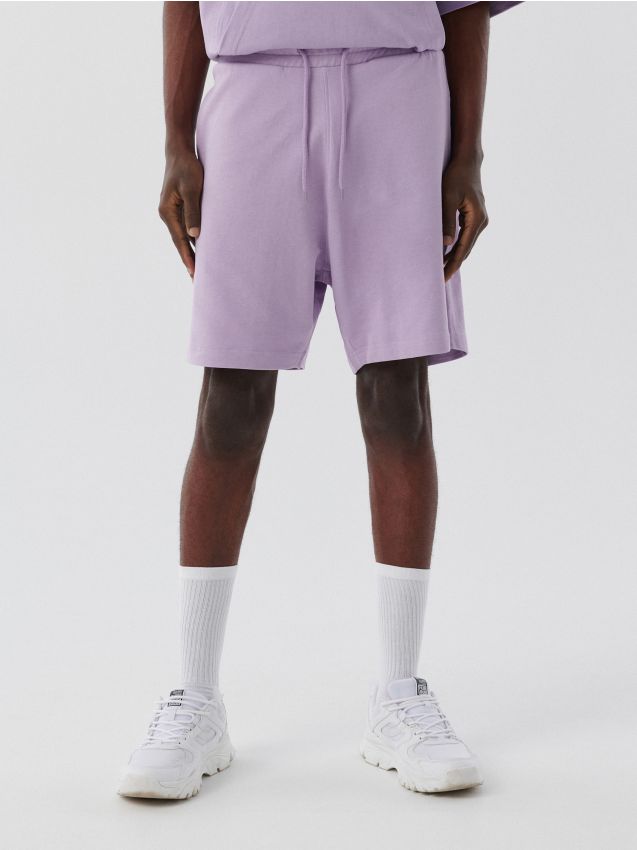 Kollektionen für Damen und Herren bei Cropp - Entdecke die neusten ...