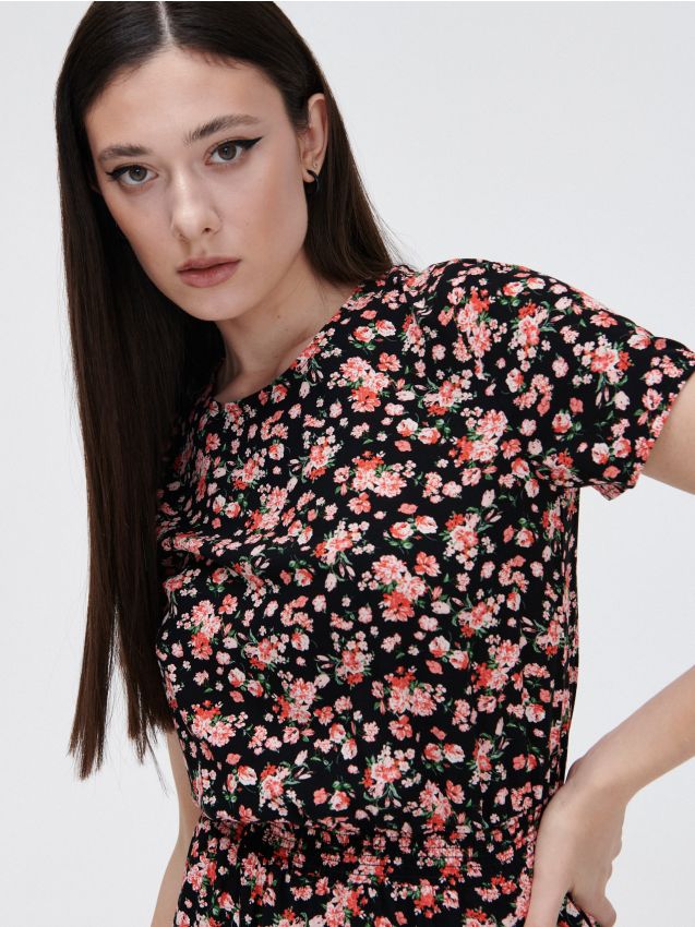 Sukienki młodzieżowe damskie | Cropp